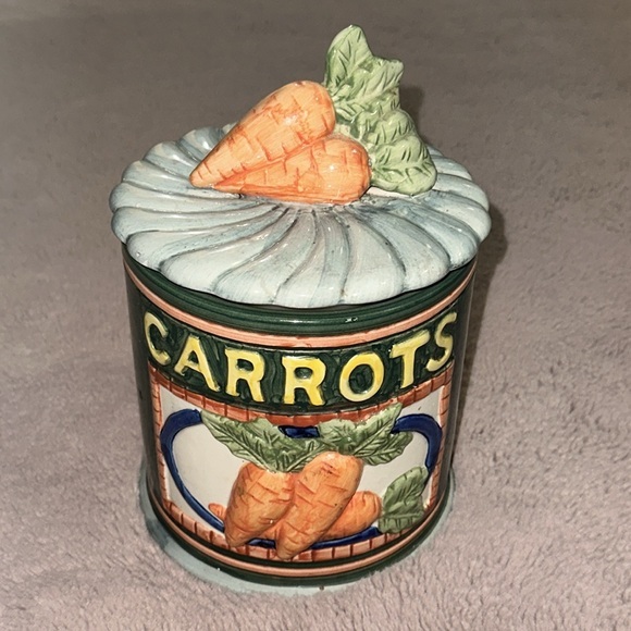 Jay Imports | Kitchen | Jay Imports Large Canister Cookie Jar Carrots ...